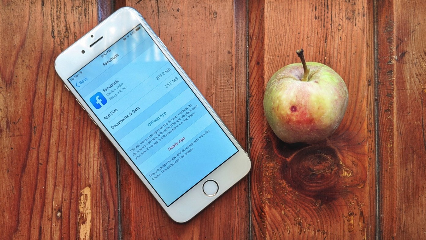 Qual é a diferença entre descarregar e excluir aplicativos no iOS e iPadOS