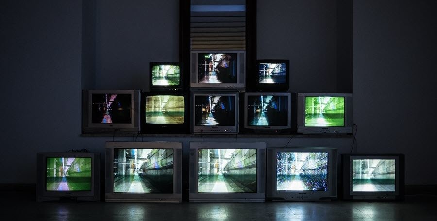 6 melhores monitores empresariais para configuração de monitor duplo